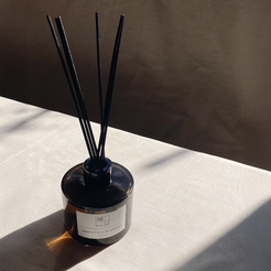 ヒノキのリードディフューザー – ヒノキノヒ